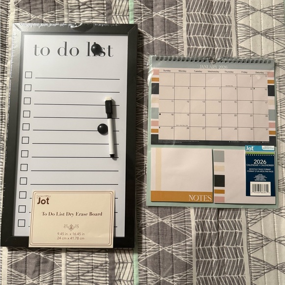 Jot | Office | Jot 226 Flip Calendar And Black And White To Do List Dry ...